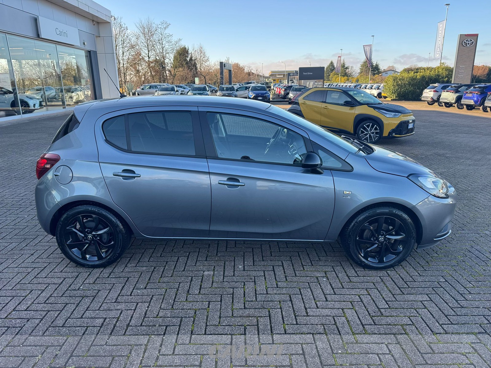 Opel Corsa 5p 1.4 black edition gpl tech 90cv my18.5